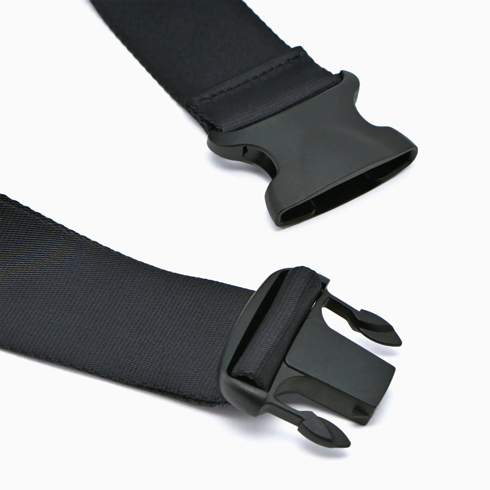 コンパクトレザーボディバッグ｜撥水レザー ×コンパクト×高機能カメラバッグ【lauff[ラフ]｜撥水レザー】 – カワニシカバン - 愛される ...